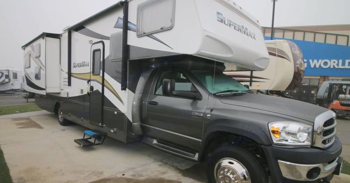 2009 Gulf Stream Conquest Ultra Class C Rental in Payson, UT | Outdoorsy