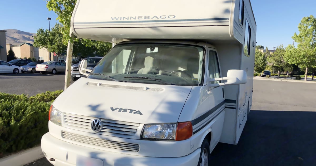 2002 Winnebago Vista Motorhome Rental in Reno, NV | Outdoorsy