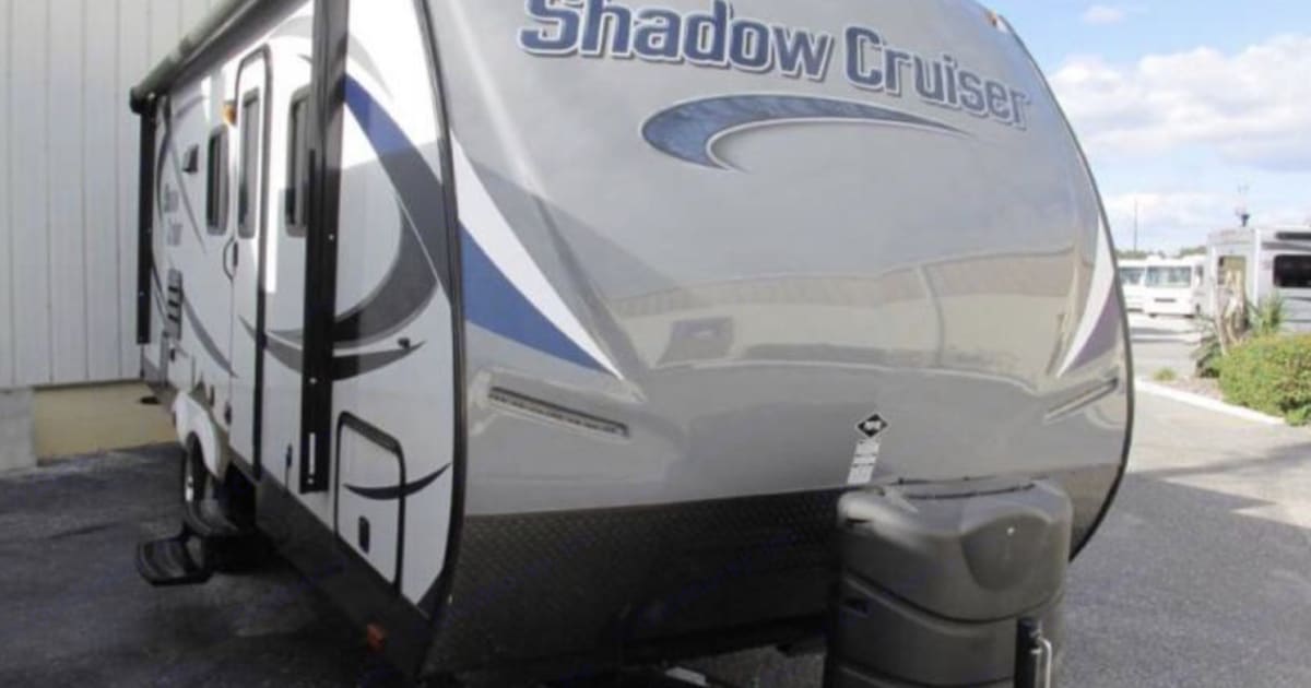 2015 shadow cruiser 227DBS Travel trailer Rental in Sandy, UT | Outdoorsy