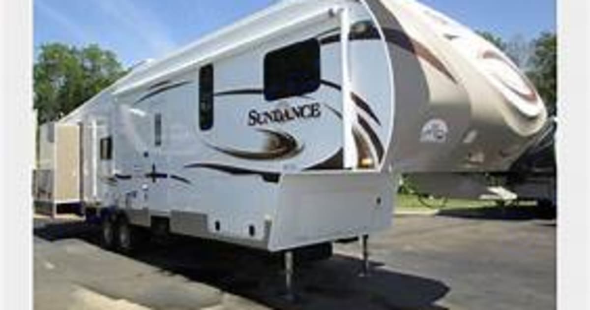 2014 Heartland Sundance Fifth-wheel Rental in Redlands, CA | Outdoorsy