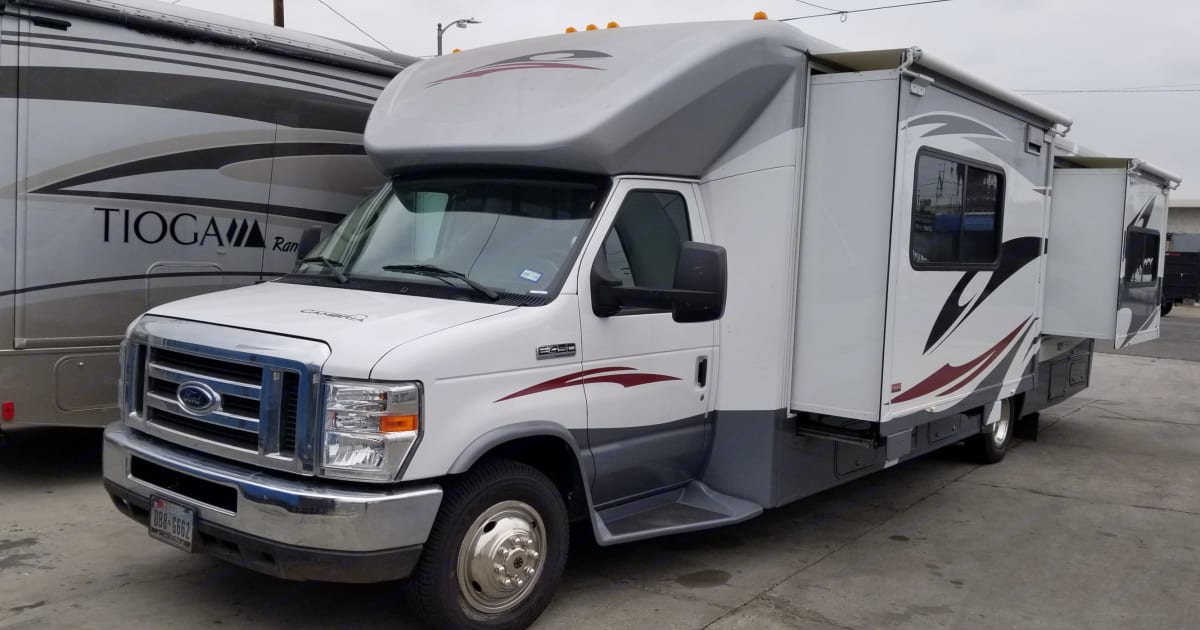 2014 itasca Cambria Class C Rental in Wilmington, CA | Outdoorsy