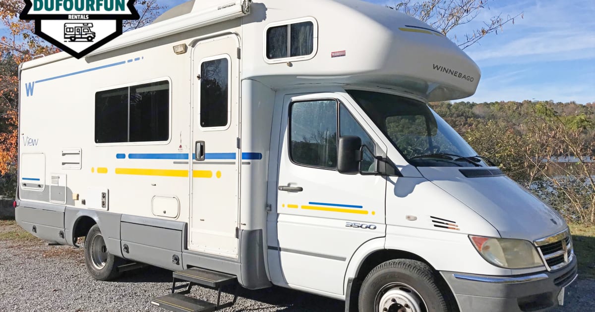 2006 Winnebago View Motorhome Rental in Birmingham, AL | Outdoorsy