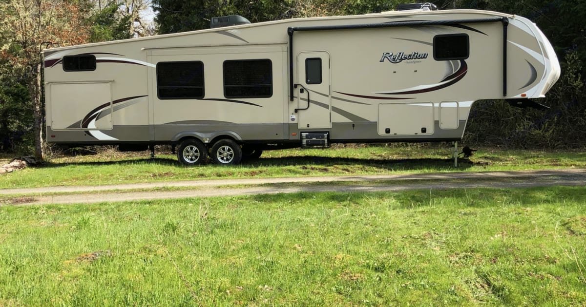 2015 Grand Design Reflection Fifth-wheel Rental in Grants Pass, OR ...