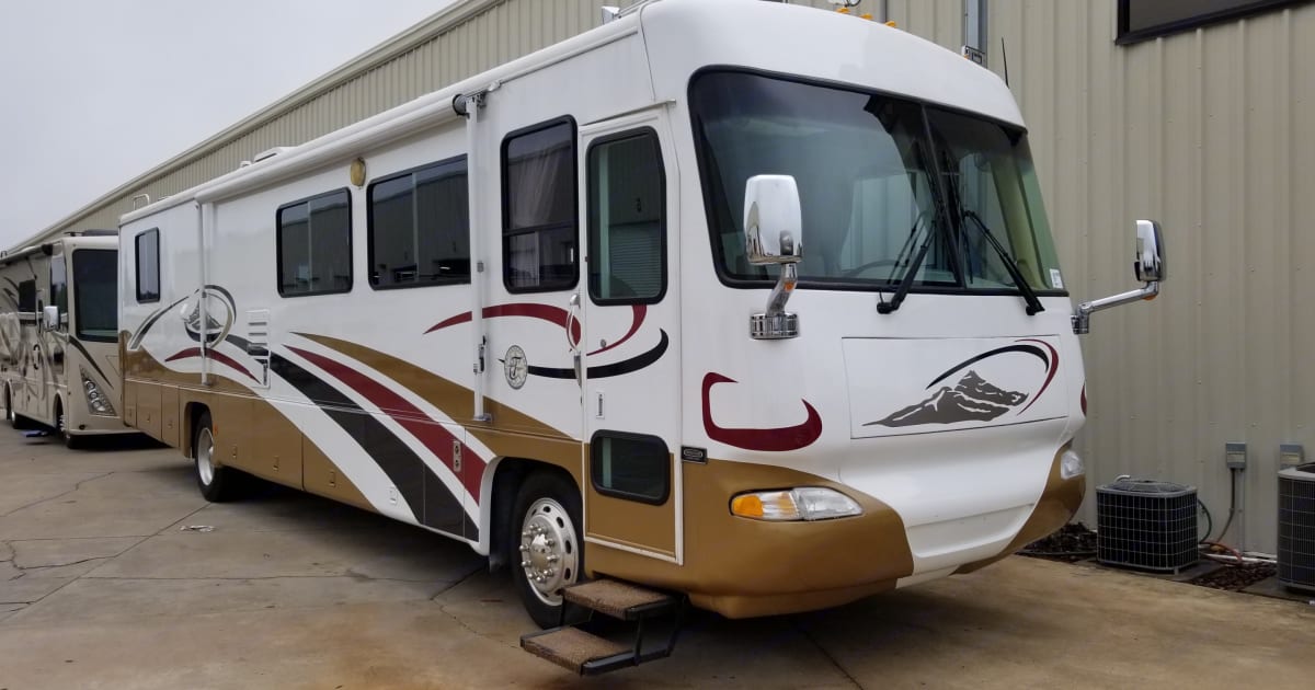 2000 Tiffin Motorhomes Allegro Bus Class A Rental in Orlando, FL ...
