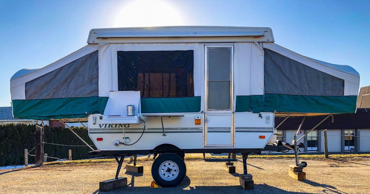 2007 Starcraft 1701 Folding trailer Rental in Vernon, BC | Outdoorsy