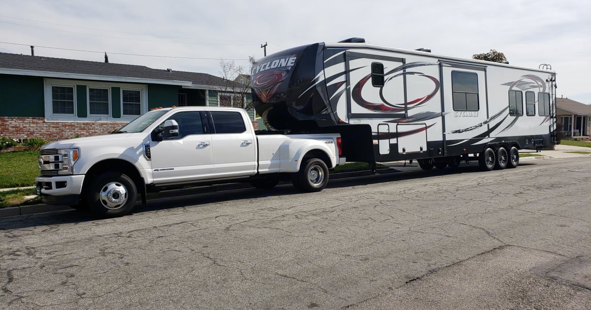 2016 Heartland Cyclone Toy hauler Rental in Wheat Ridge, CO | Outdoorsy