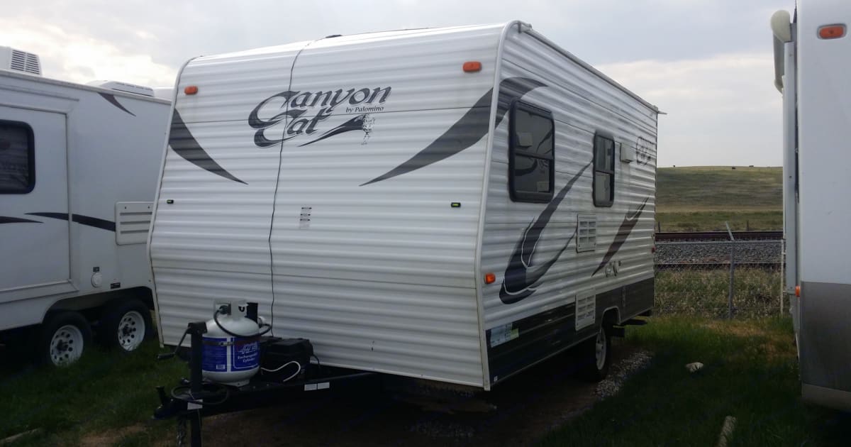 2012 Palomino Canyon Cat Travel trailer Rental in Balzac, AB | Outdoorsy