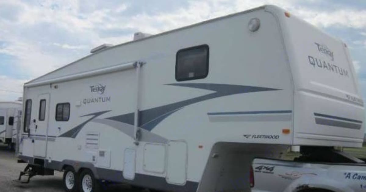 2006 Fleetwood Terry Quantum Fifth-wheel Rental in Clearfield, UT ...