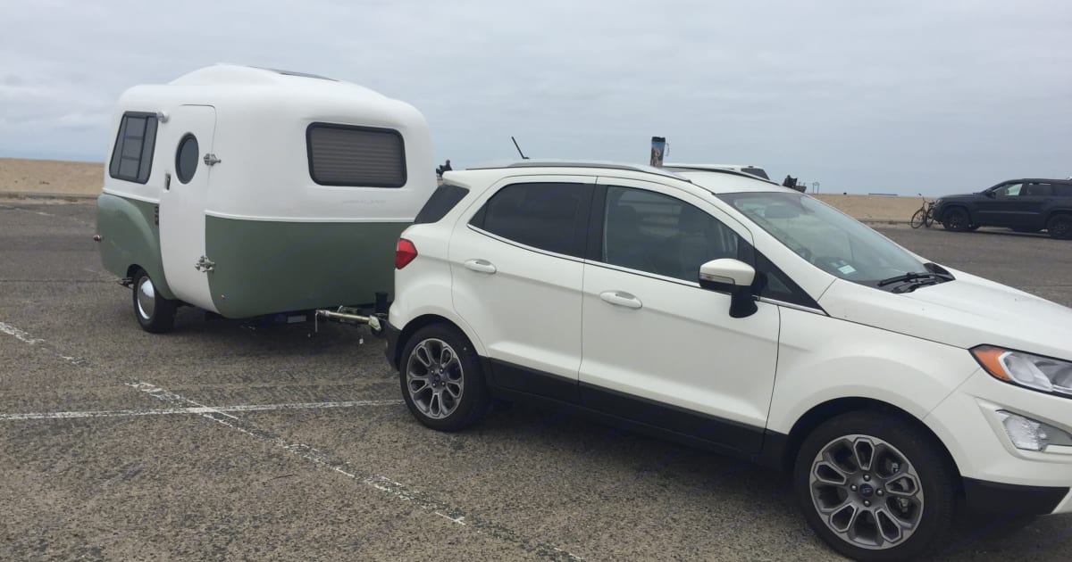 2018 ford ecosport Tow Vehicle Rental in Long Beach, CA | Outdoorsy