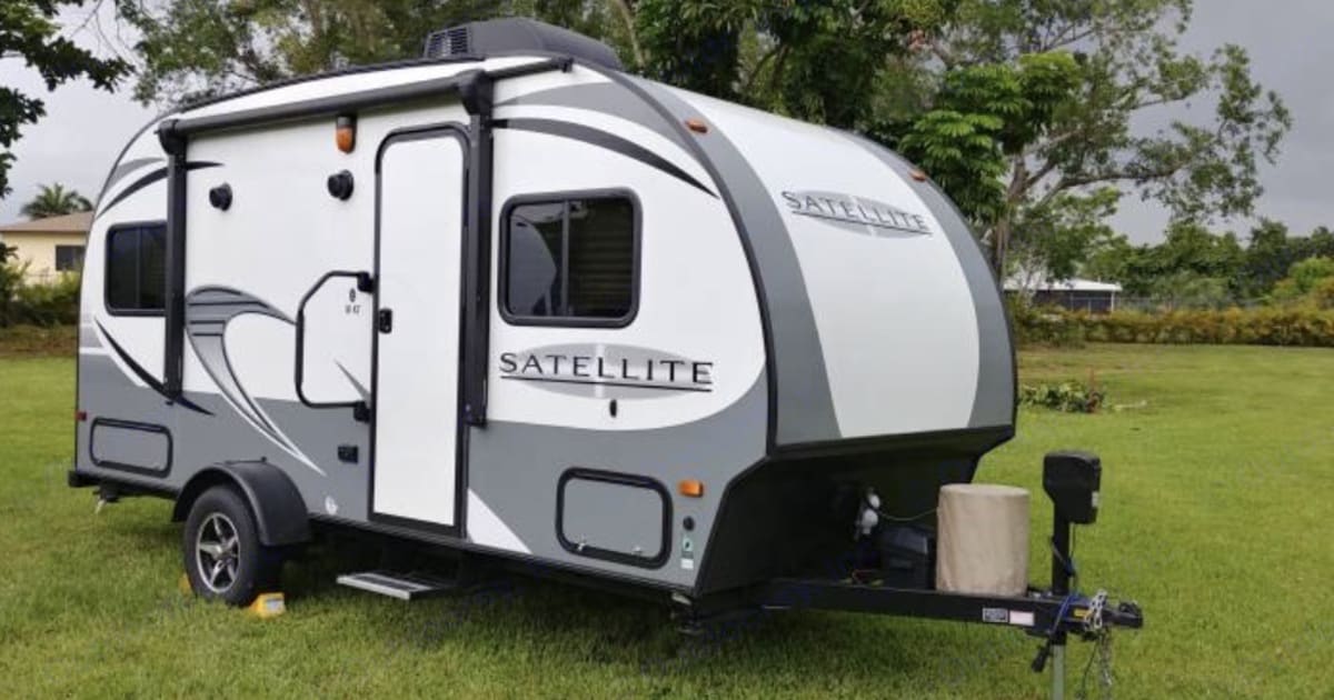 2018 Starcraft Satelite Travel trailer Rental in Milwaukie, OR | Outdoorsy