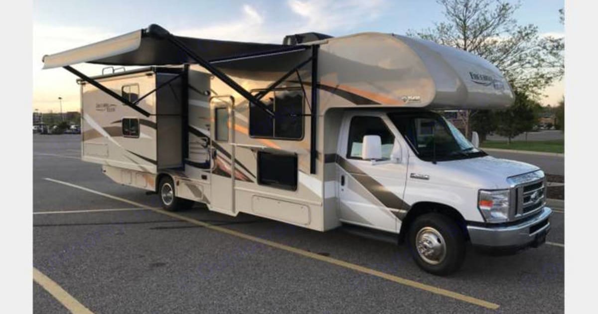 2017 Thor Motor Coach Freedom Elite Class C Rental in Amherst, NH ...