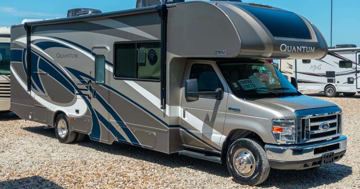 2020 Thor Motor Coach Quantum Class C Rental in Northlake, TX | Outdoorsy