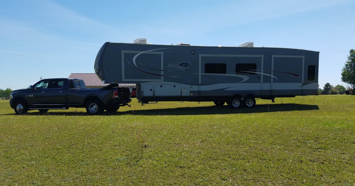 2016 Open Range Roamer Fifth-wheel Rental in Newton, AL | Outdoorsy