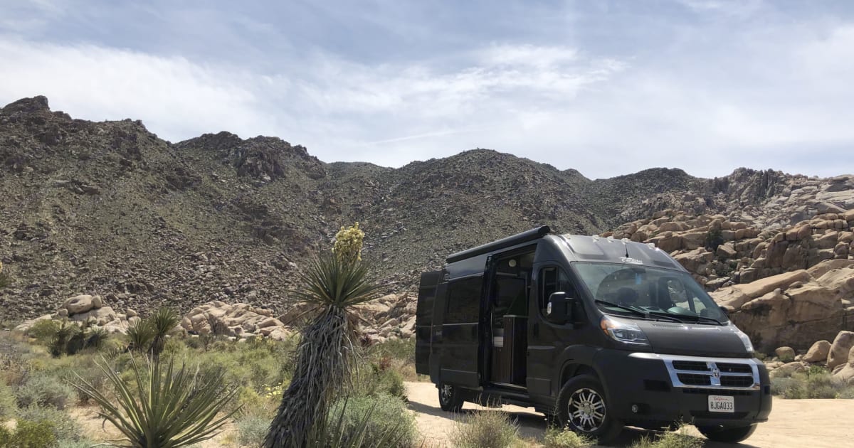 2018 Dodge RV/Camper Van Van Rental in Oceanside, CA | Outdoorsy