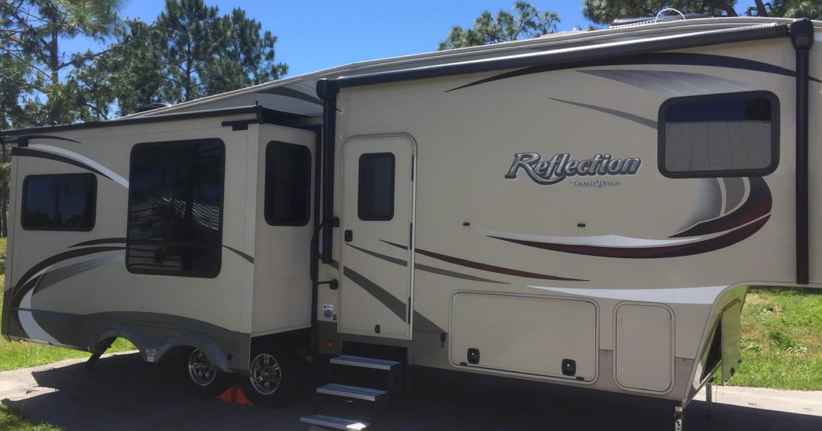 2015 Grand Design Reflection Fifth-wheel Rental in Orlando, FL | Outdoorsy