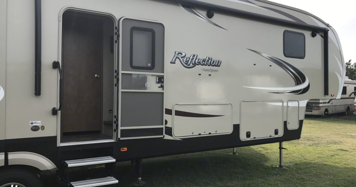 2016 Grand Design Reflection Fifth-wheel Rental in Orlando, FL | Outdoorsy