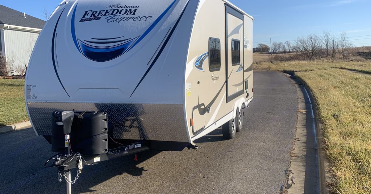 2020 Coachmen Freedom Express Travel trailer Rental in Paola, KS ...