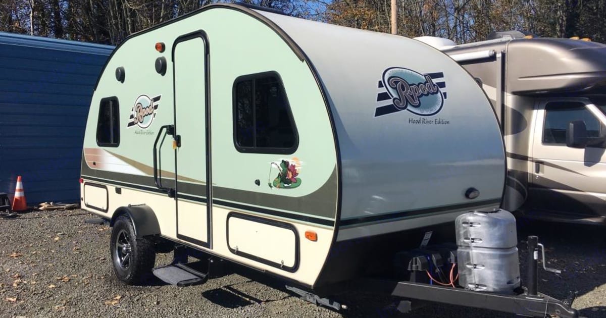 2017 Forest River R-Pod Travel trailer Rental in Coburg, OR | Outdoorsy