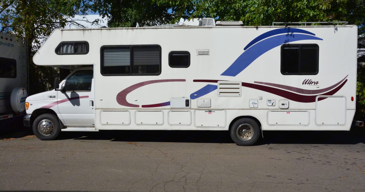 2000 Gulf Stream Ultra Class C Rental in BRANFORD CT, CT | Outdoorsy