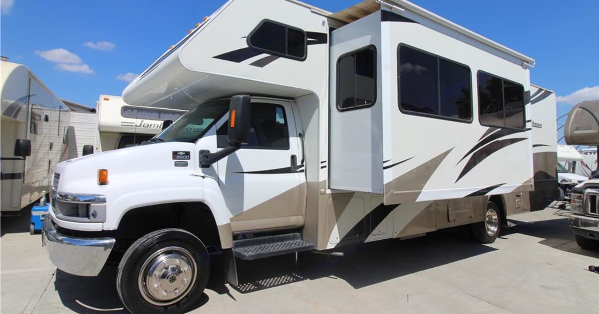 2008 Dutchmen Kodiak Four Winds Class C Rental in Ontario, CA | Outdoorsy