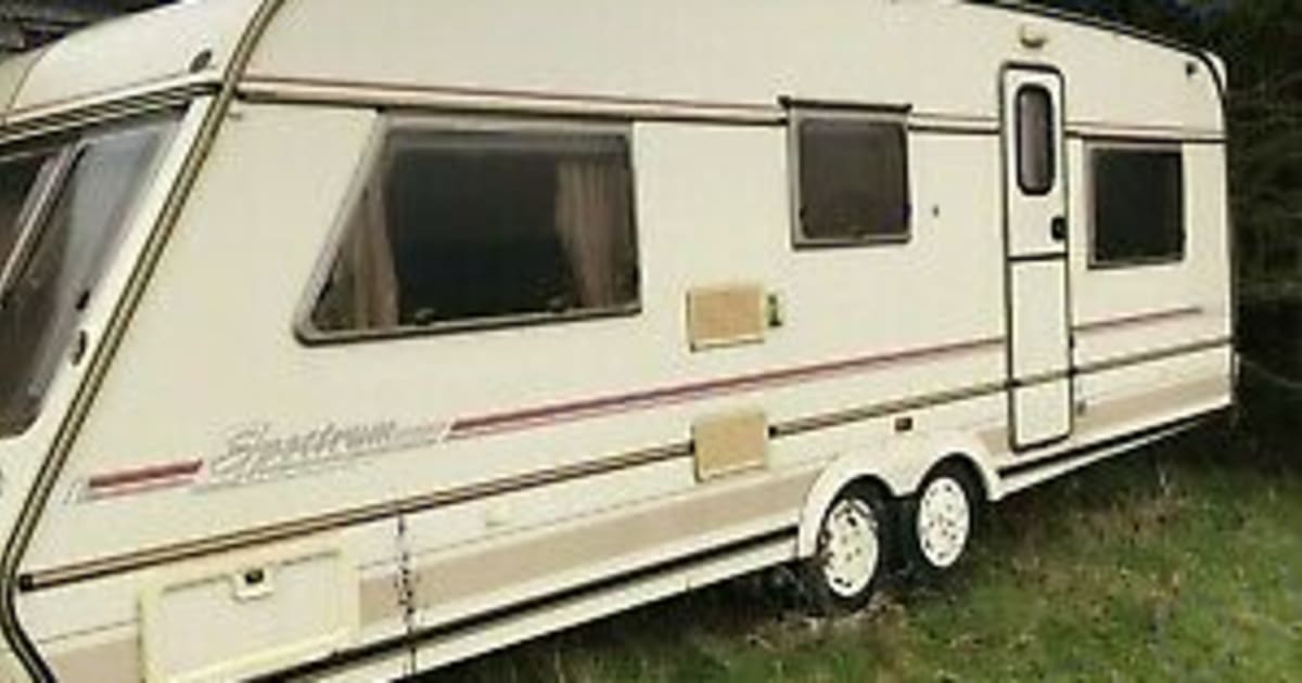 2018 Abbey Spectrum 620 Camper van Rental in Buffalo, NY | Outdoorsy