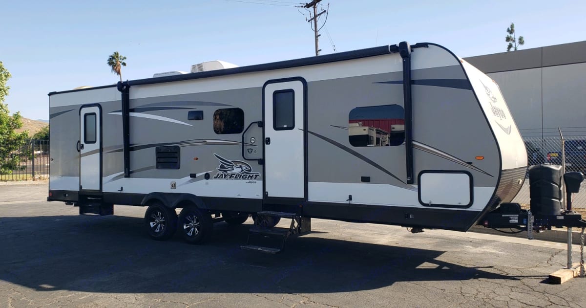 2019 Jayco Jay Flight Travel trailer Rental in Orange, CA | Outdoorsy