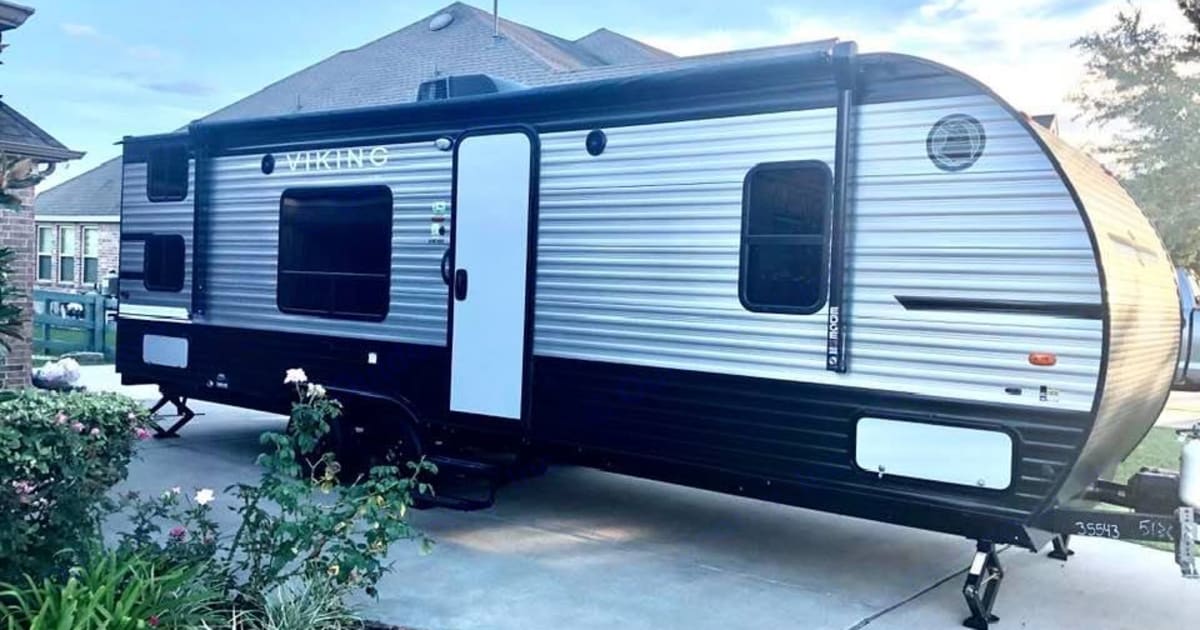 2020 Coachman Viking 26SBH Travel trailer Rental in Fulshear, TX ...