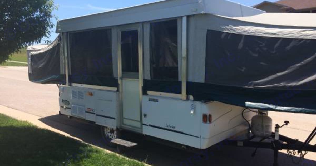 2000 Coleman Grand Tour Bayside Folding trailer Rental in NORTHGLENN ...