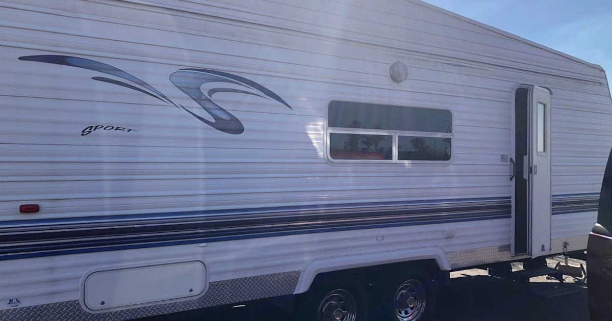 2003 Forest River Sandpiper Sport Toy hauler Rental in YOUNGTOWN, AZ ...