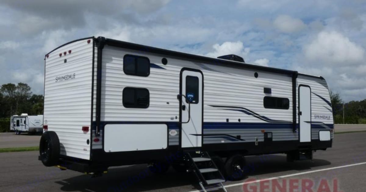 2021 Keystone Springdale Travel trailer Rental in Davenport, FL | Outdoorsy