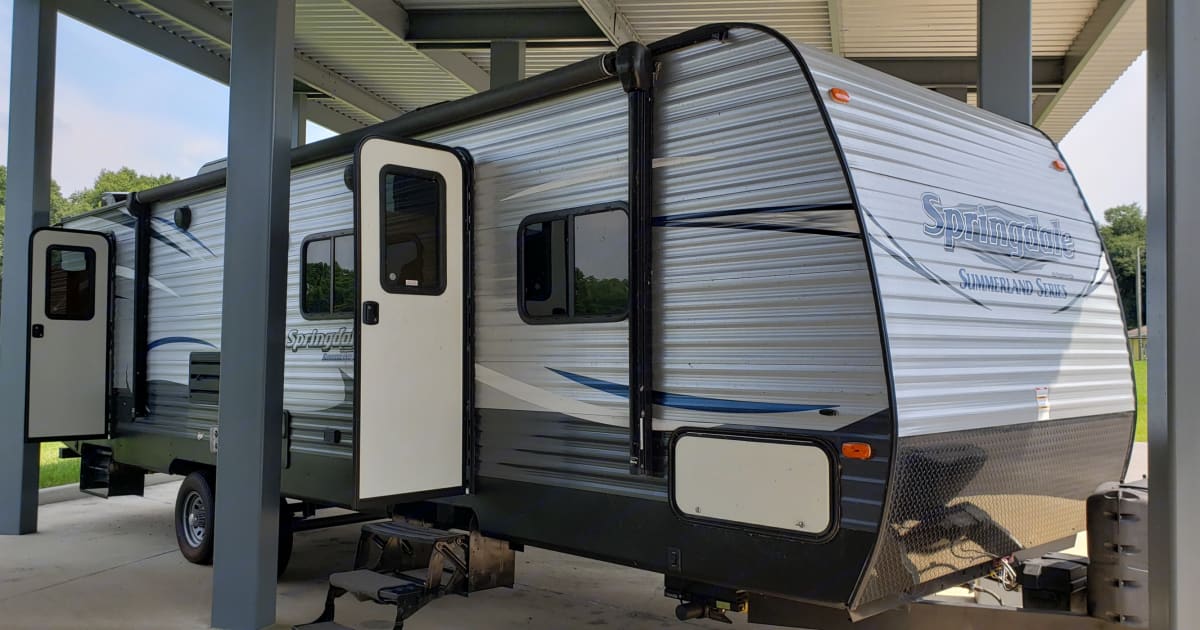 2017 Keystone Springdale Travel trailer Rental in Lakeland, FL | Outdoorsy