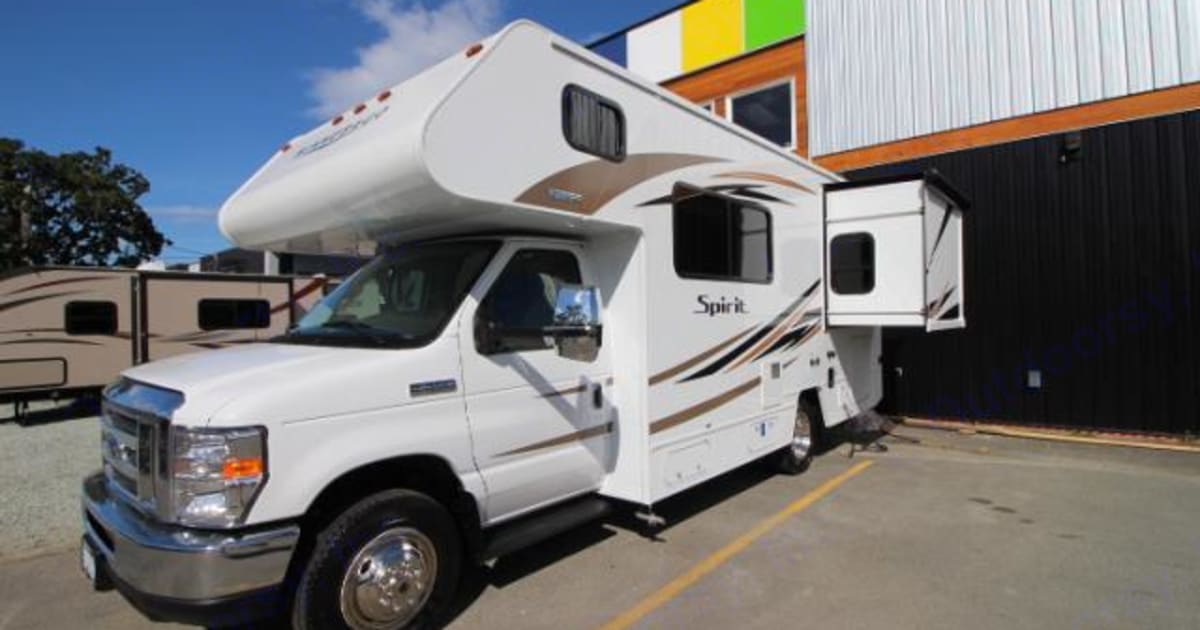 2018 Winnebago Spirit 22M Class C Rental in Sidney, BC | Outdoorsy