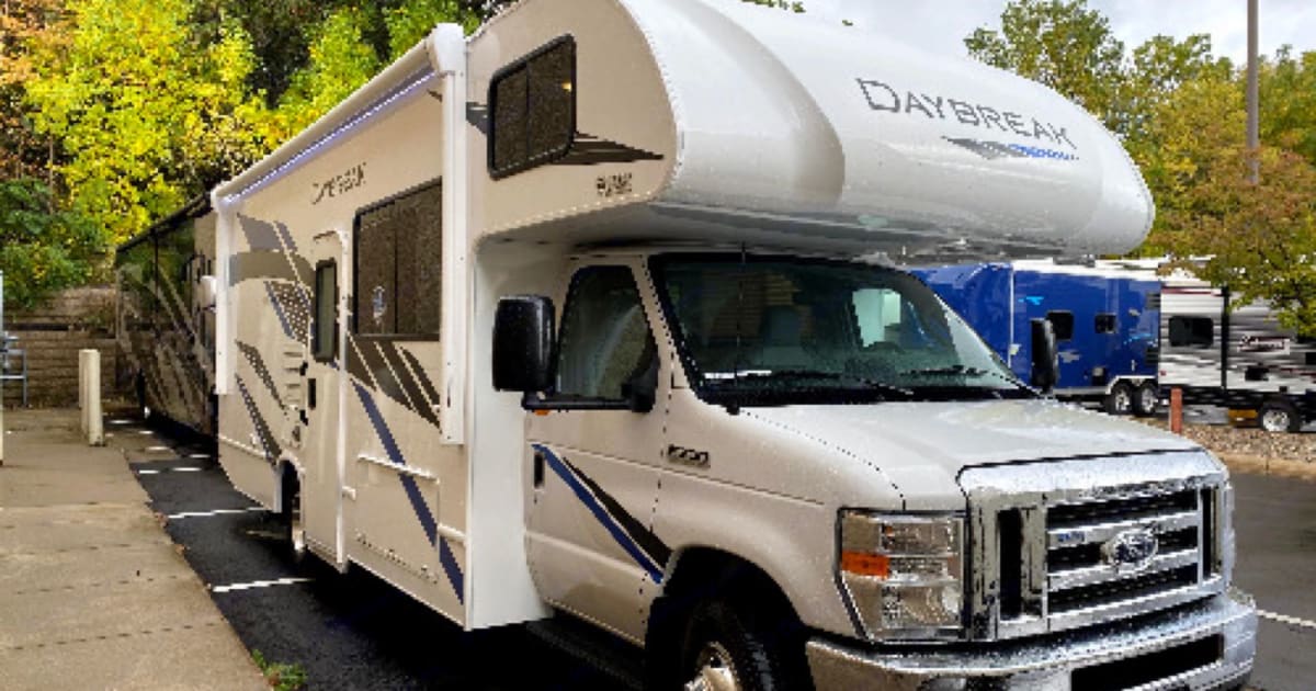2021 Other Daybreak Class C Rental in New Hope, MN | Outdoorsy