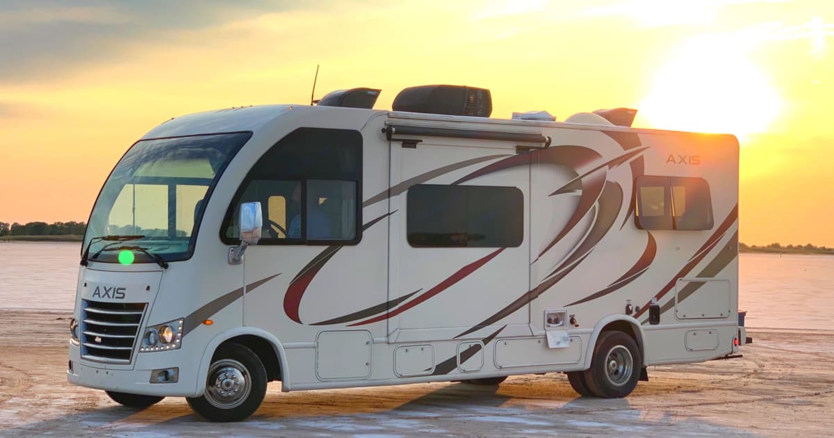 2018 Thor Motor Coach Axis Class A Rental in Edmond, OK | Outdoorsy