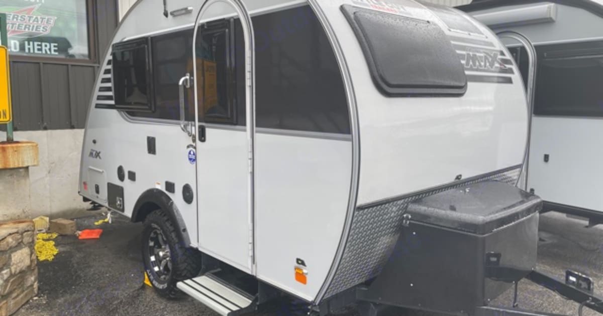 2019 Little Guy Mini Max Travel trailer Rental in Riverside, MO | Outdoorsy