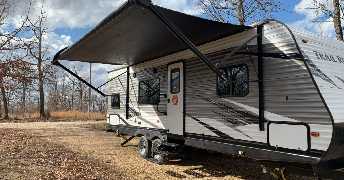 2019 Heartland RVs Trail Runner SLE Travel Trailer Rental in Roach, MO ...