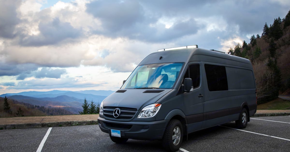 2011 Mercedes-Benz Sprinter Class B Rental in CRESTWOOD, IL | Outdoorsy