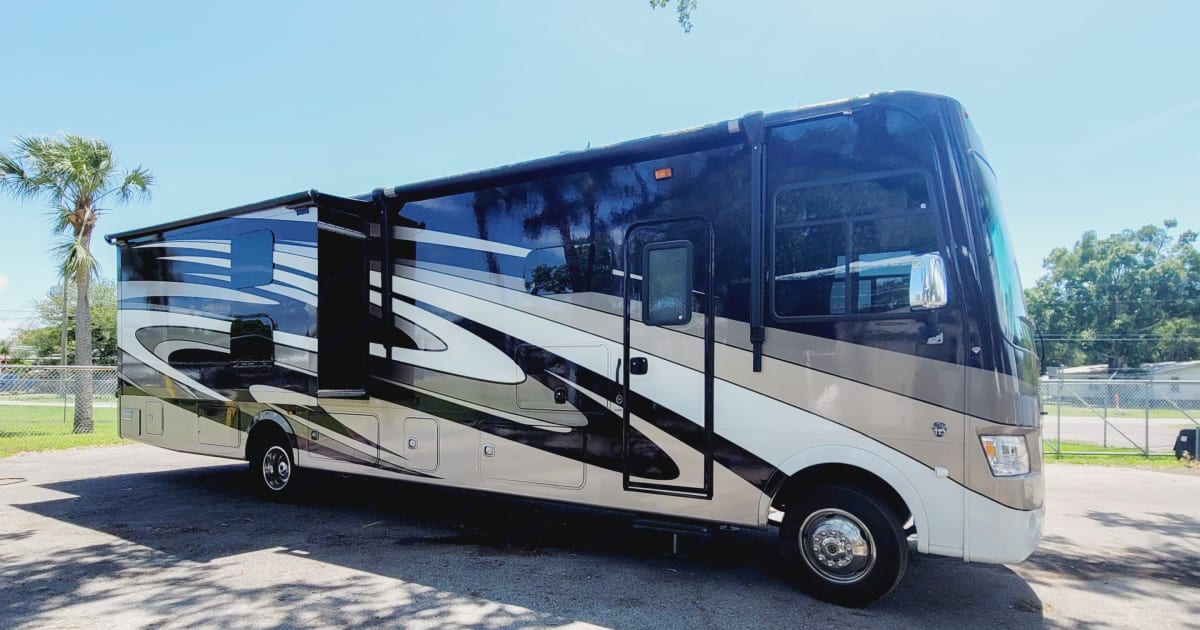2016 Coachmen Mirada Class A Rental in Tampa Bay, FL | Outdoorsy