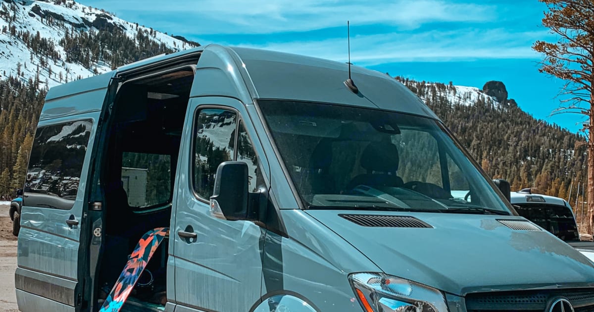 2018 Daimler AG Mercedes Sprinter Van Class B Rental in South Lake ...