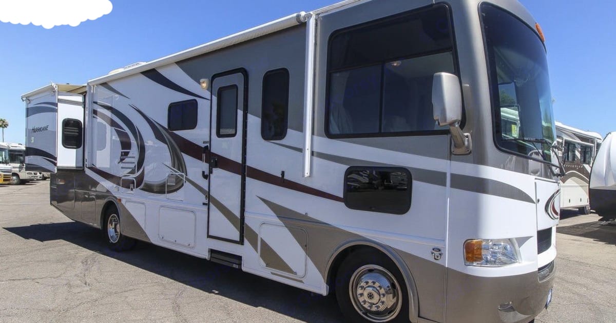 2013 THOR Hurricane 32A Class A Rental in Cornville, AZ | Outdoorsy