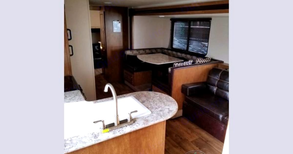 2017 Forest River Wildwood X-Lite Travel trailer Rental in WESTMINSTER ...