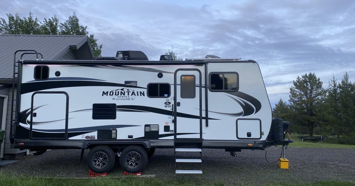 2021 Outdoors Rv Manufacturing Creek Side Travel trailer Rental in ...