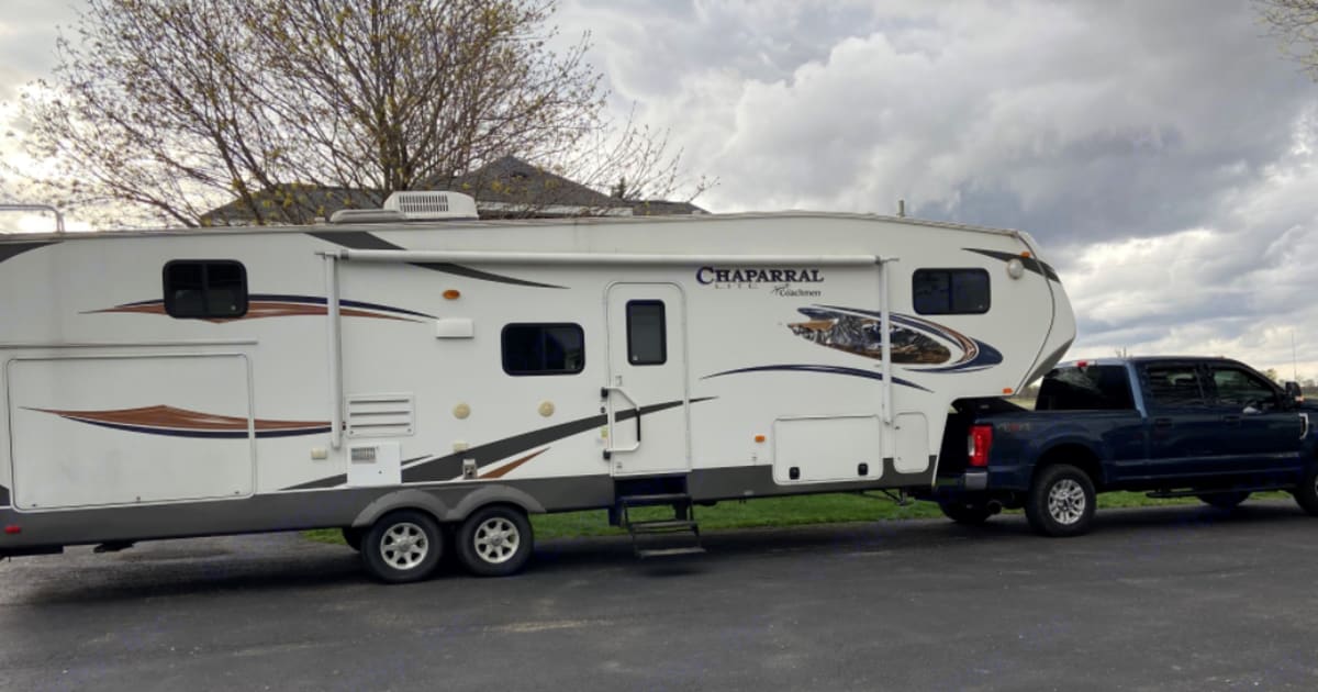 2012 Coachmen Chaparral Fifth-wheel Rental in Kokomo, IN | Outdoorsy