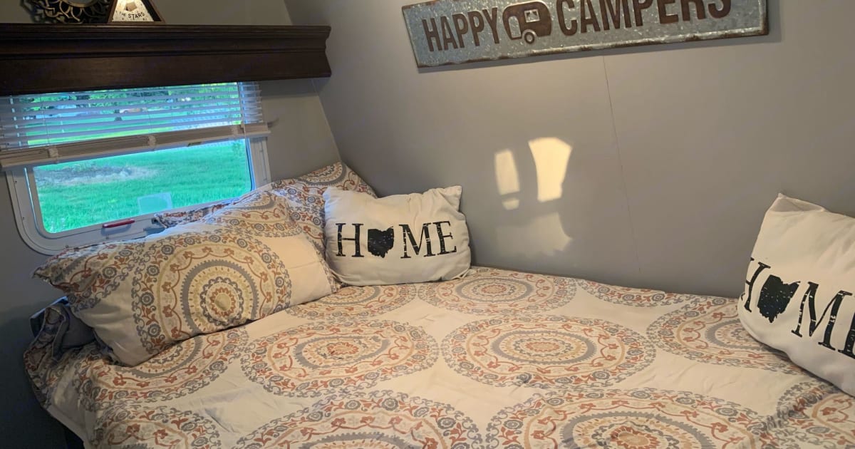 2005 Keystone Springdale Travel trailer Rental in Painesville, OH ...