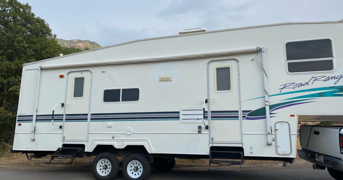 2000 Kit Road Ranger Fifth-wheel Rental in Elk Ridge, UT | Outdoorsy