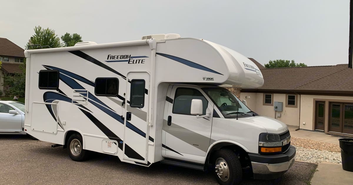 2021 Thor Motor Coach Freedom Elite Class C Rental in Lakewood, CO ...