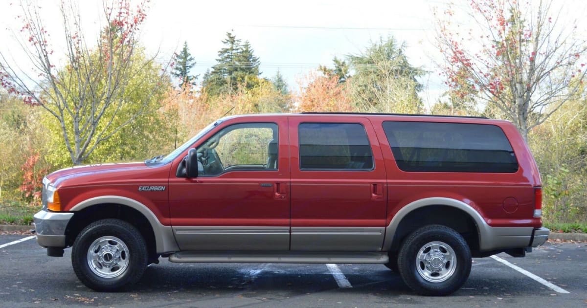 2001 Ford Excursion Truck Camper Rental in Austin, TX | Outdoorsy