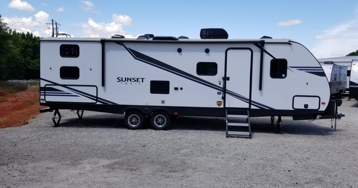 2020 Crossroads Sunset Trail Super Lite Travel trailer Rental in ...