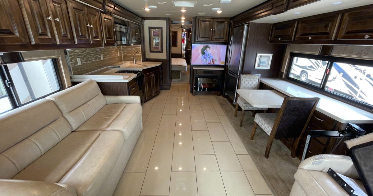 2016 Other Allegro Red Class A Rental in Savannah, GA | Outdoorsy