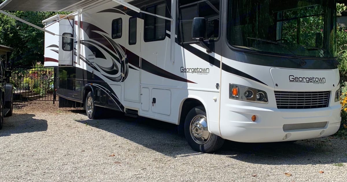 2012 Forest River Georgetown Class A Rental in Pickerington, OH | Outdoorsy